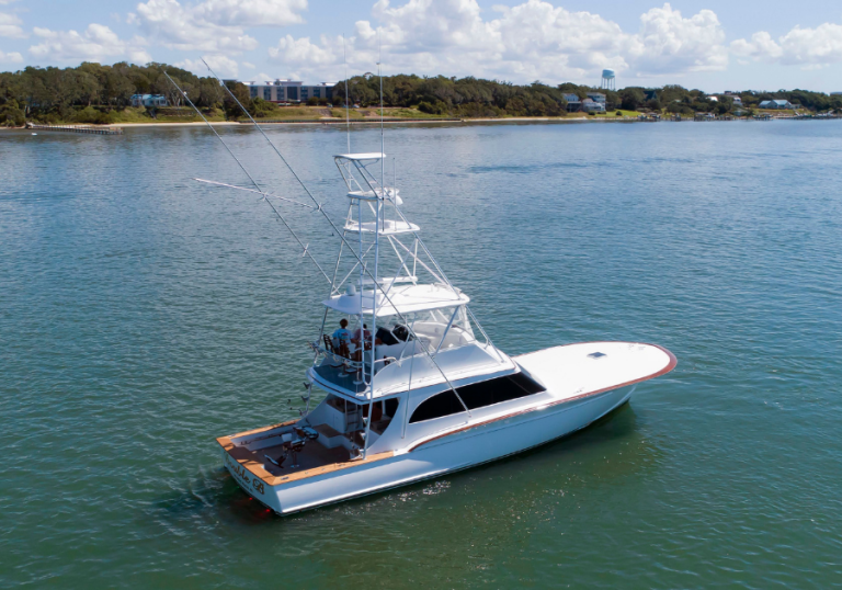Discover the Craftsmanship of Jarrett Bay Boats - MacGregor Yachts